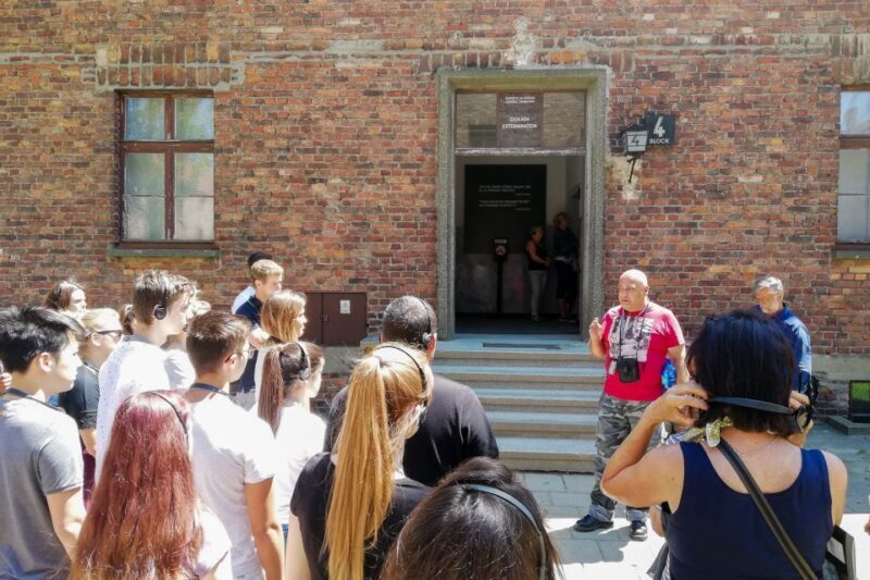 Krakow: Auschwitz Guided Tour with Pickup and Optional Lunch - FAQ
