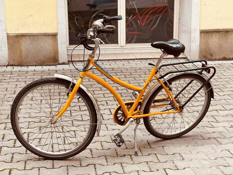 Krakow: Bike Rental for City Exploring and Sightseeing - Why a Bike Rental is a Great Way to See Krakow