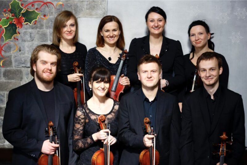 Krakow: Christmas Music Concert With Wine - The Musicians and the Music