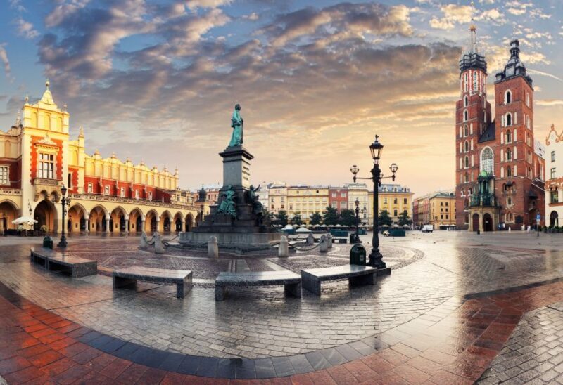 Krakow: E-Car City Tour - Who Should Consider This Tour?