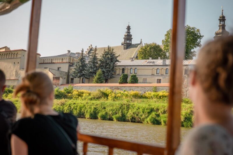 Krakow: Early Bird Vistula River Sightseeing Cruise - Key Points