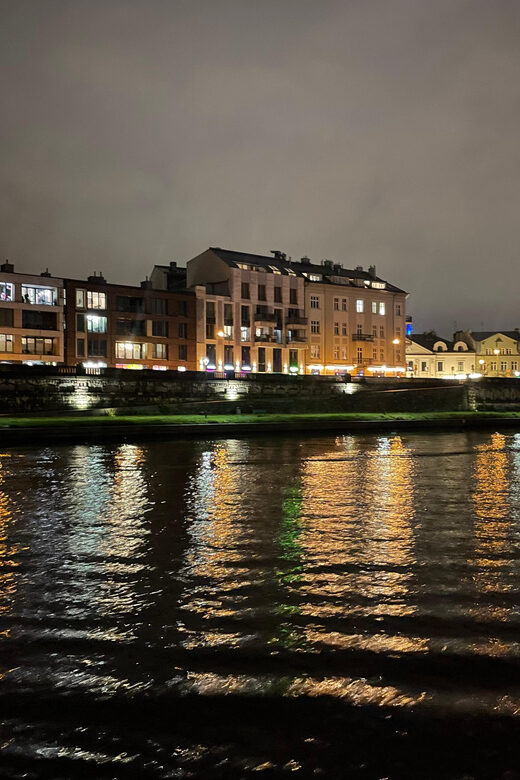 Krakow: Evening Gondola Cruise - Key Points