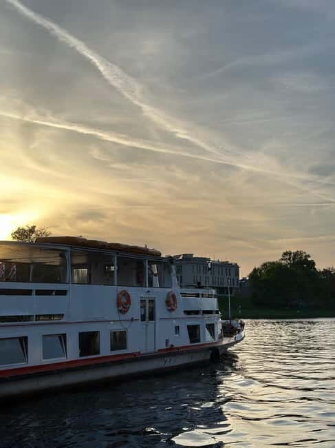 Krakow: Evening or Night Sightseeing Cruise - Practical Details for Travelers
