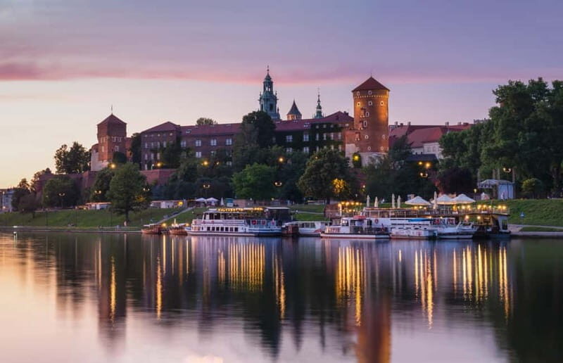 Krakow: Evening Sightseeing Cruise - Key Points