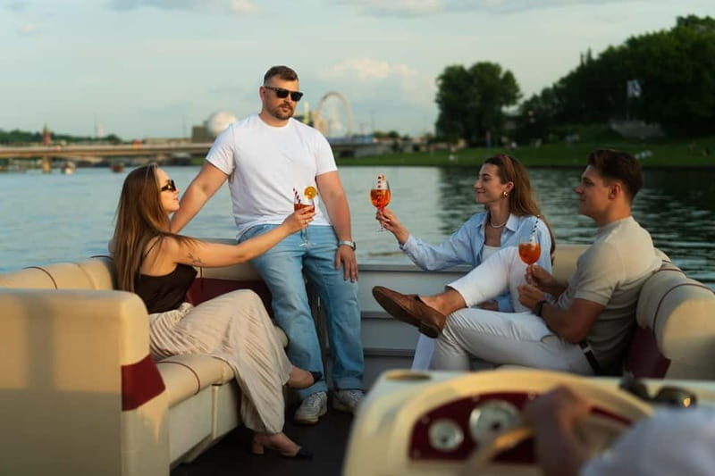 Krakow: Evening Sightseeing Cruise with Drink - Authenticity and Authentic Local Vibe