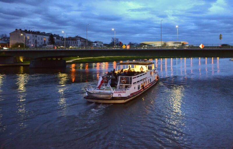 Krakow: Evening Sightseeing Cruise with Drink - FAQs about the Krakow Evening Sightseeing Cruise
