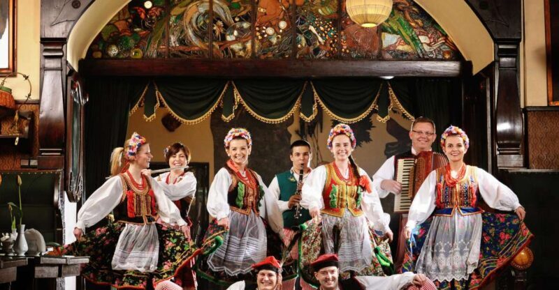 Krakow: Folk Show & 3-Course Dinner at Jama Michalika Café - What to Expect from the Experience