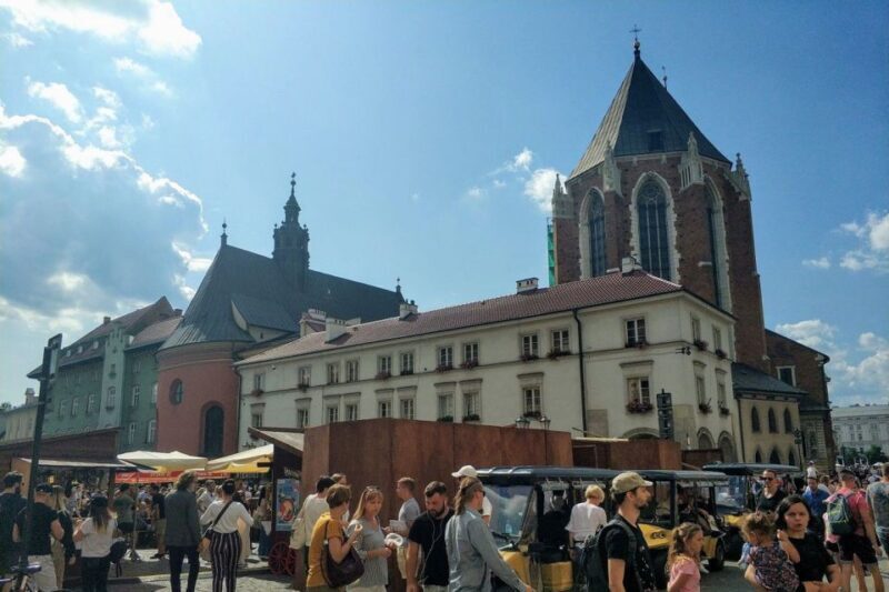Krakow: Group Electric Golf Cart Tour of the Old Town - A Practical and Enjoyable Way to See Krakow’s Old Town