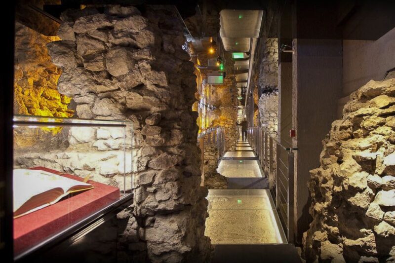 Krakow: Guided Tour of Rynek Underground - The Itinerary: What Will You See and Learn?
