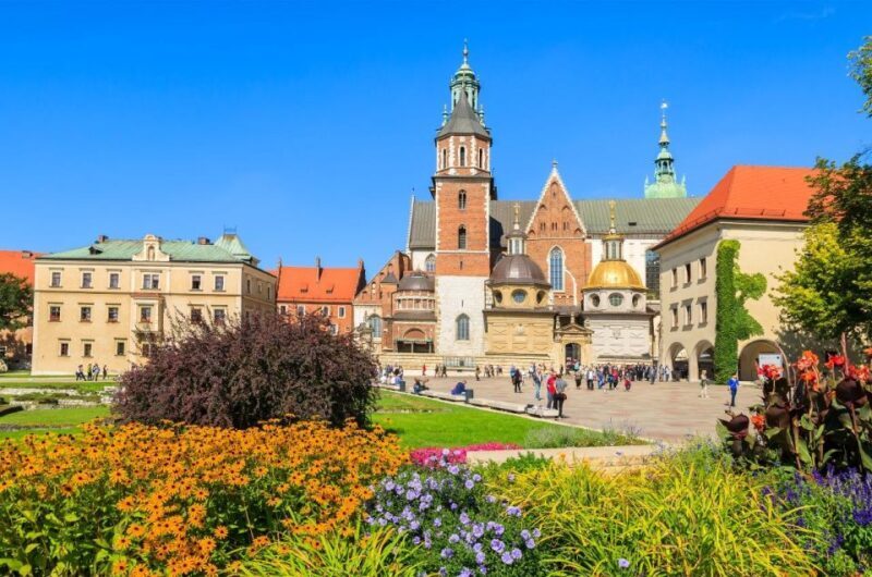 Krakow: Guided Tour of Wawel Hill and St. Mary's Basilica - Why This Tour Works