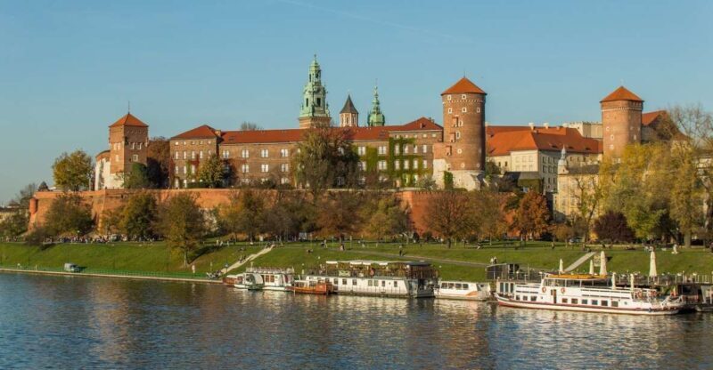 Krakow: Guided Wawel Tour, Lunch, and Vistula River Cruise - Frequently Asked Questions