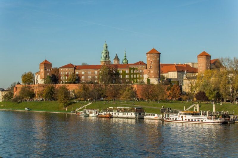 Krakow: Guided Wawel Tour, Lunch, and Vistula River Cruise - FAQ