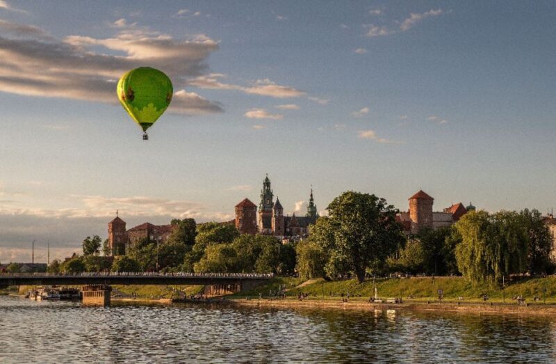 Kraków: Hot Air Balloon Flight with Champagne - An In-Depth Look at the Experience