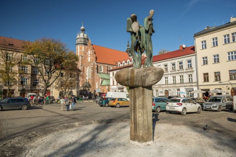 Krakow: Jewish Ghetto Guided Walking Tour - A Deeper Look at What Youll Experience