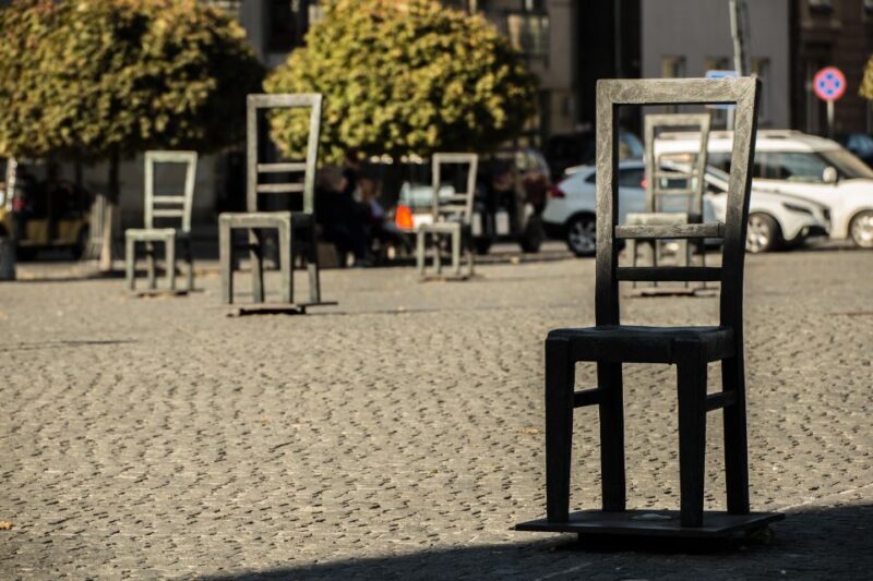 Krakow: Jewish Ghetto Walking Tour - Who Should Consider This Tour?