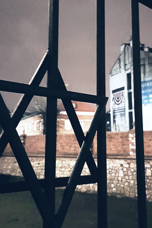 Krakow: Jewish Quarter and Former Ghetto Tour by Golf Cart - The Group Size and Cultural Context