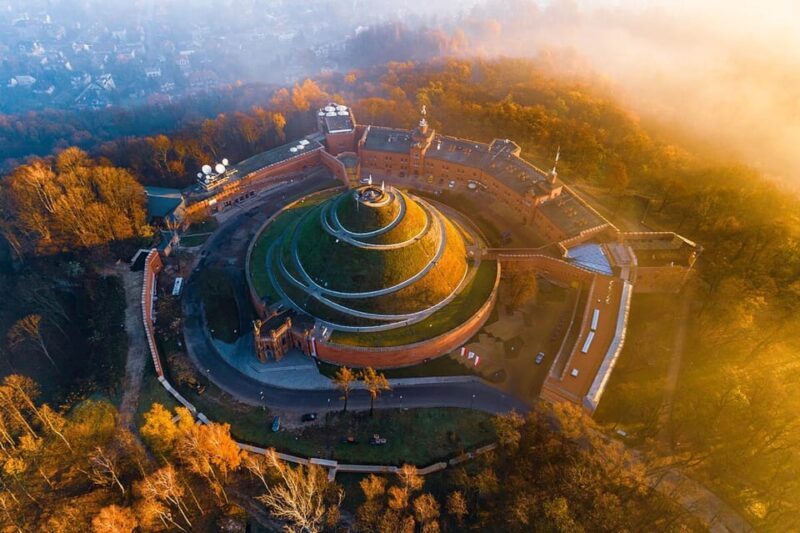 Krakow: Kociuszko Mound Ticket  History & Views! - Key Points