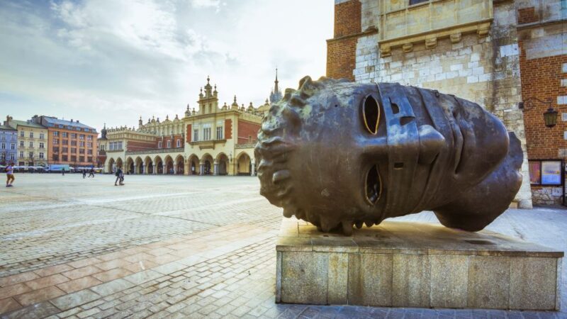 Krakow: Old Town Audio-Guided Walking Tour with Headset - Why This Tour Is a Smart Choice for Travelers