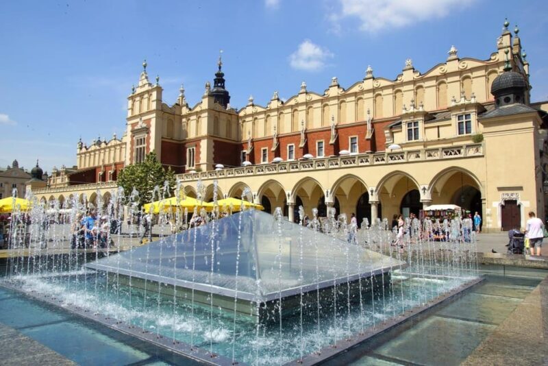 Krakow: Old Town City Tour in a Golf Cart - Who Should Consider This Tour?