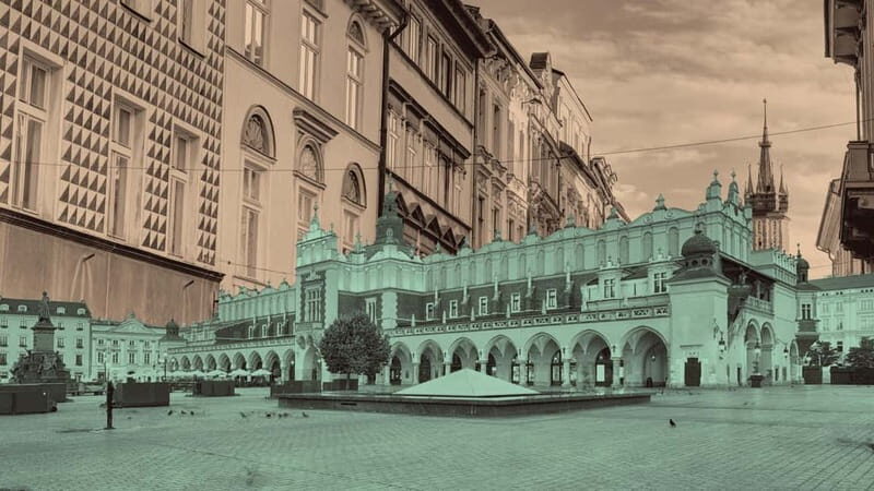 Krakow: Old Town Private Guided Tour & Basilica Entry - Authentic Stories and Hidden Gems