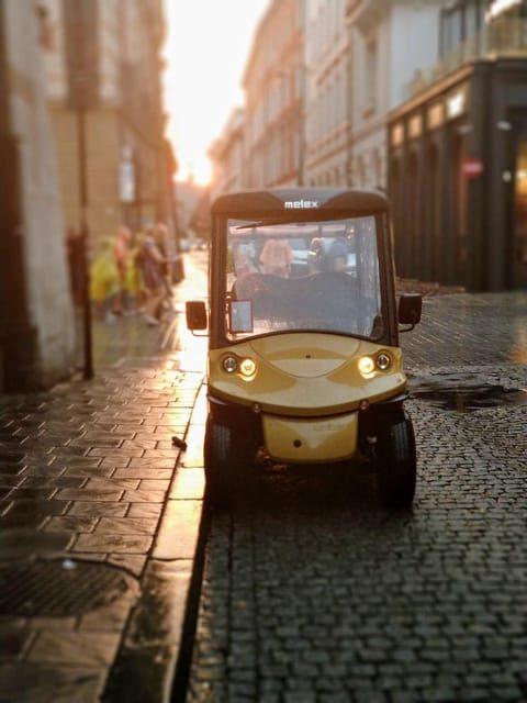 Krakow: Old Town Sightseeing Tour by Electric Golf Cart - A Closer Look at the Experience