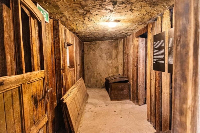 Krakow: Oskar Schindler's Factory Entry Ticket & Guided Tour - Who Should Consider This Tour?