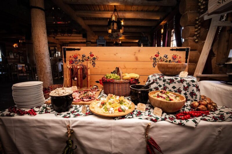 Krakow: Polish Folk Night with Dinner and Unlimited Drinks - The Breakdown of the Itinerary