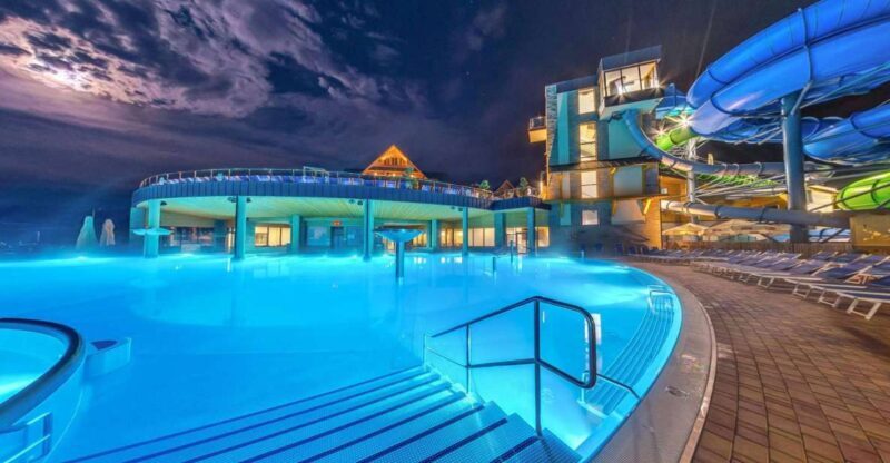 Krakow: Private Chocholowskie Thermal Baths Evening Ticket - Whats Included & Whats Not