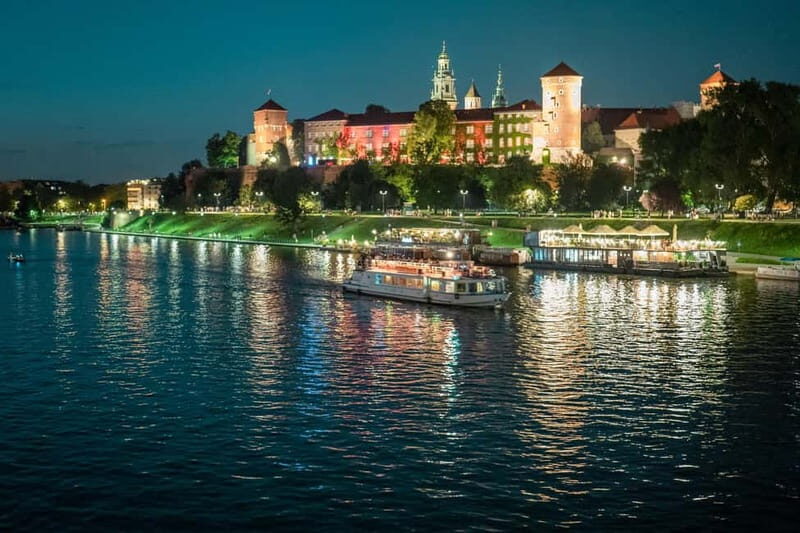 Krakow: Private Evening Boat Tour - Key Points