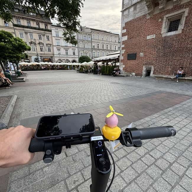 Krakow: Rent Premium Electric Scooter Segway G2 Max 12h/4h - Who Will Love This Tour?