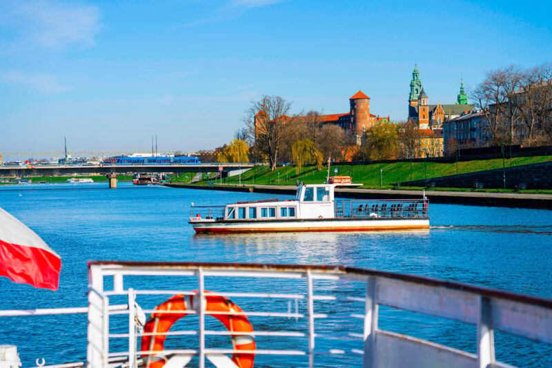 Kraków: River Cruise 30 minutes - The Value for Money
