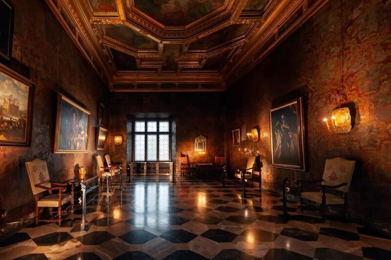 Krakow: Rynek Underground, Wawel Castle & Cathedral Tour - Who Will Enjoy This Tour?
