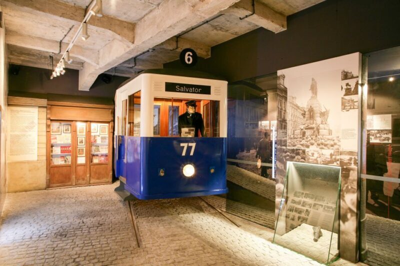 Krakow: Schindler's Factory Guided Tour with Entry Ticket - The Experience in Detail