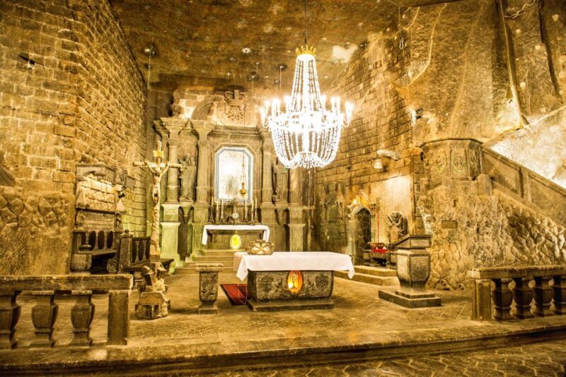 Krakow: Schindler's Factory, Jewish Ghetto & Salt Mine Tour - Practical Details and Tips