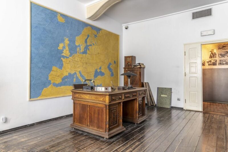 Krakow: Schindlers Factory Tour & Skip-the-Line Entry - FAQ