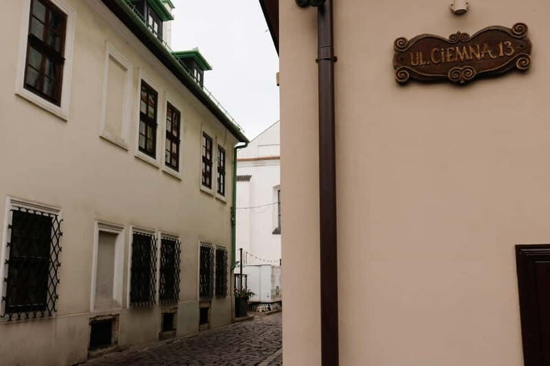 Krakow: Schindler's List Movie Locations & Factory Tour - Key Points