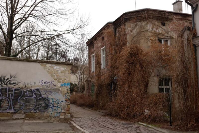 Krakow: Schindler's List Tour: Film Sites & Museum - Who Should Consider This Tour?