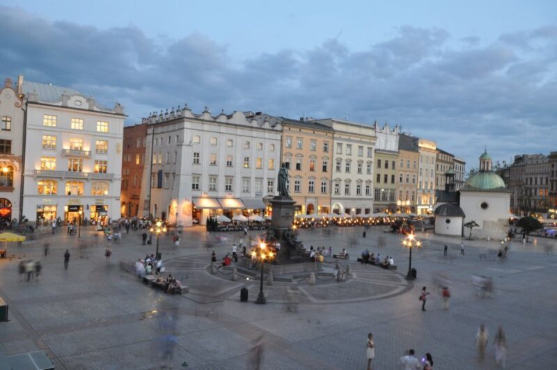 Krakow: Skip the Line Underground Museum and Old Town - The Sum Up