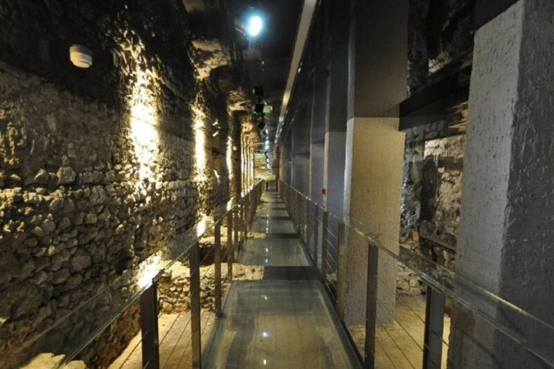 Krakow: Skip the Line Underground Museum Private Guided Tour - Practical Details & What to Expect on the Day