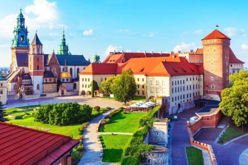 Krakow: Skip-the-Line Wawel Castle and Hill Guided Tour - Who Should Consider This Tour?