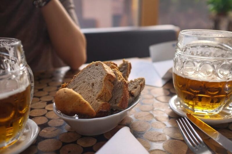 Krakow: Street Food Walking Tour - Key Points