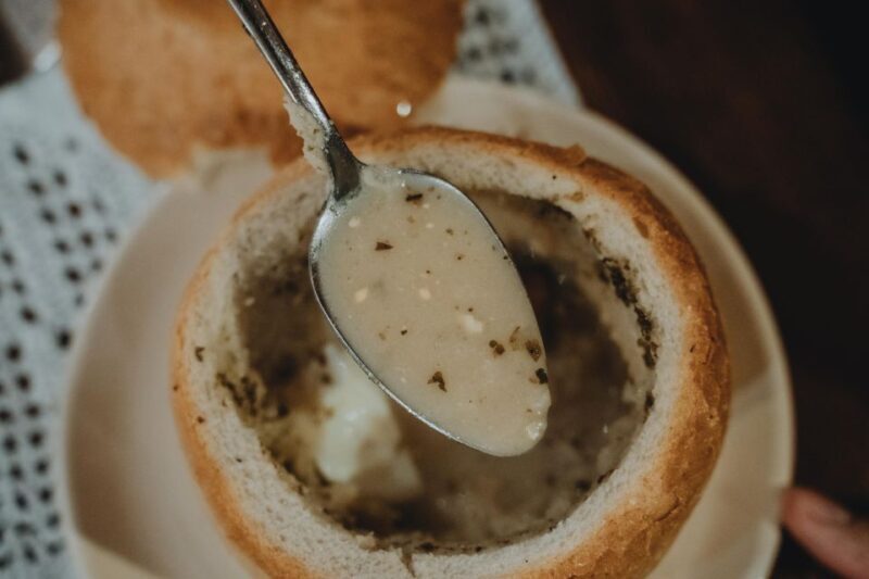 Krakow: Traditional Polish Food and Drinks Tasting Tour - The Full Dinner Experience