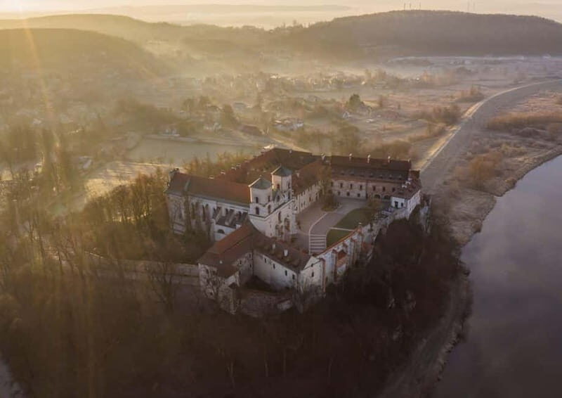 Krakow: Vistula River Cruise to Tyniec Monastery - Key Points