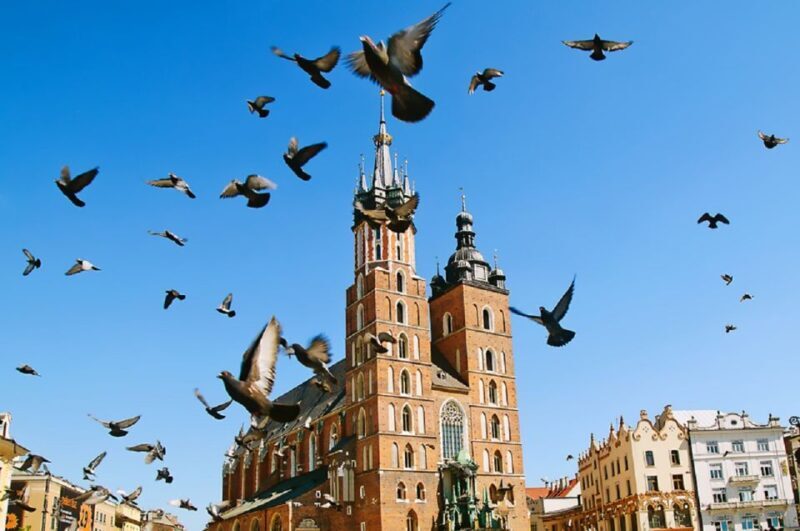 Krakow: Walking Tour and Liqueur Tasting with Local Guide - FAQ