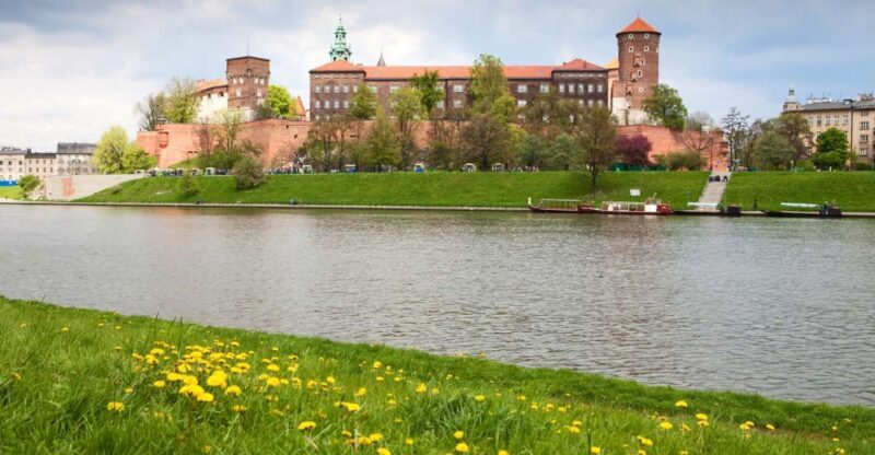 Krakow: Wawel Castle, Cathedral, Salt Mine, and Lunch - Authentic Reviews and Insights
