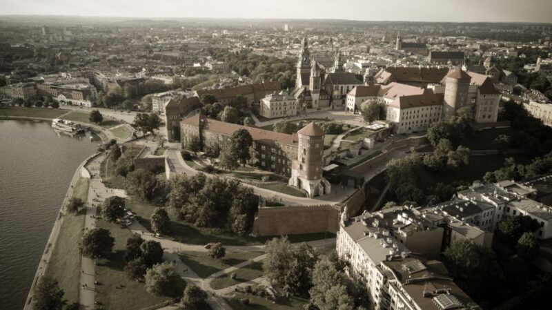Krakow: Wawel Castle Guided Tour - Key Points