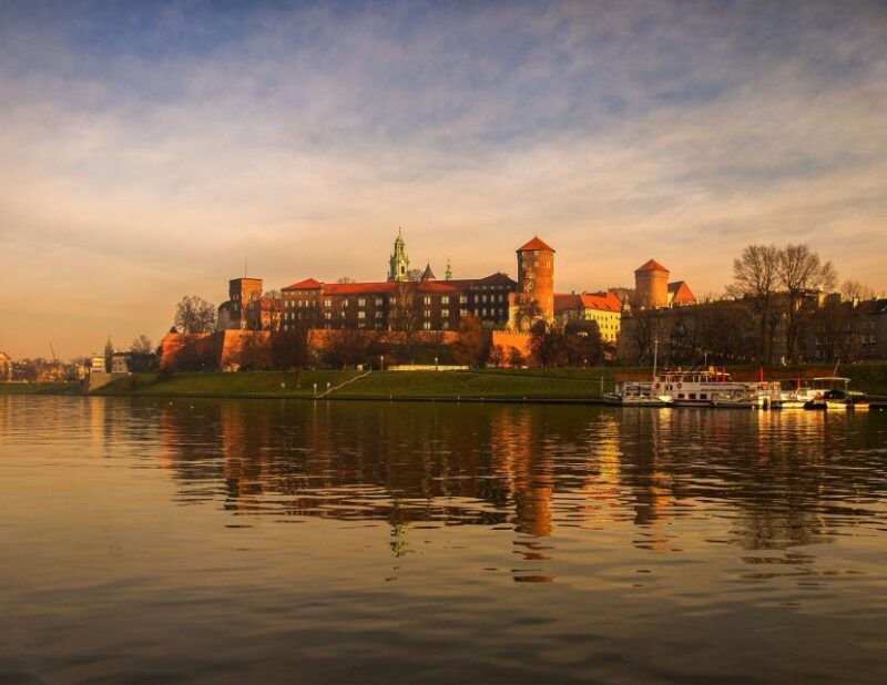 Krakow: Wawel Castle Guided Tour with Entry Tickets - The Value of the Experience