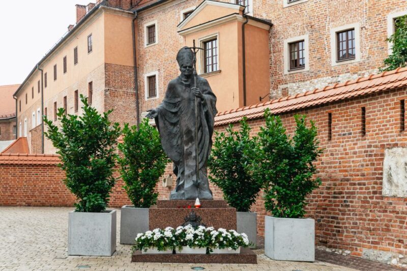 Krakow: Wawel Royal Hill with Optional Castle and Cathedral - Who Will Enjoy This Tour?