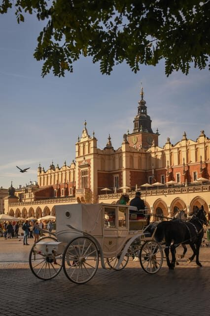 Krakow's Old Town: Uncover Hidden Gems with a Local - Why Choose This Tour?