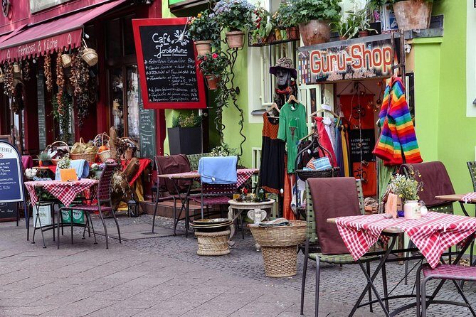 Kreuzberg Private Walking Tour: Immigrants, Artists & Hipsters - Key Points